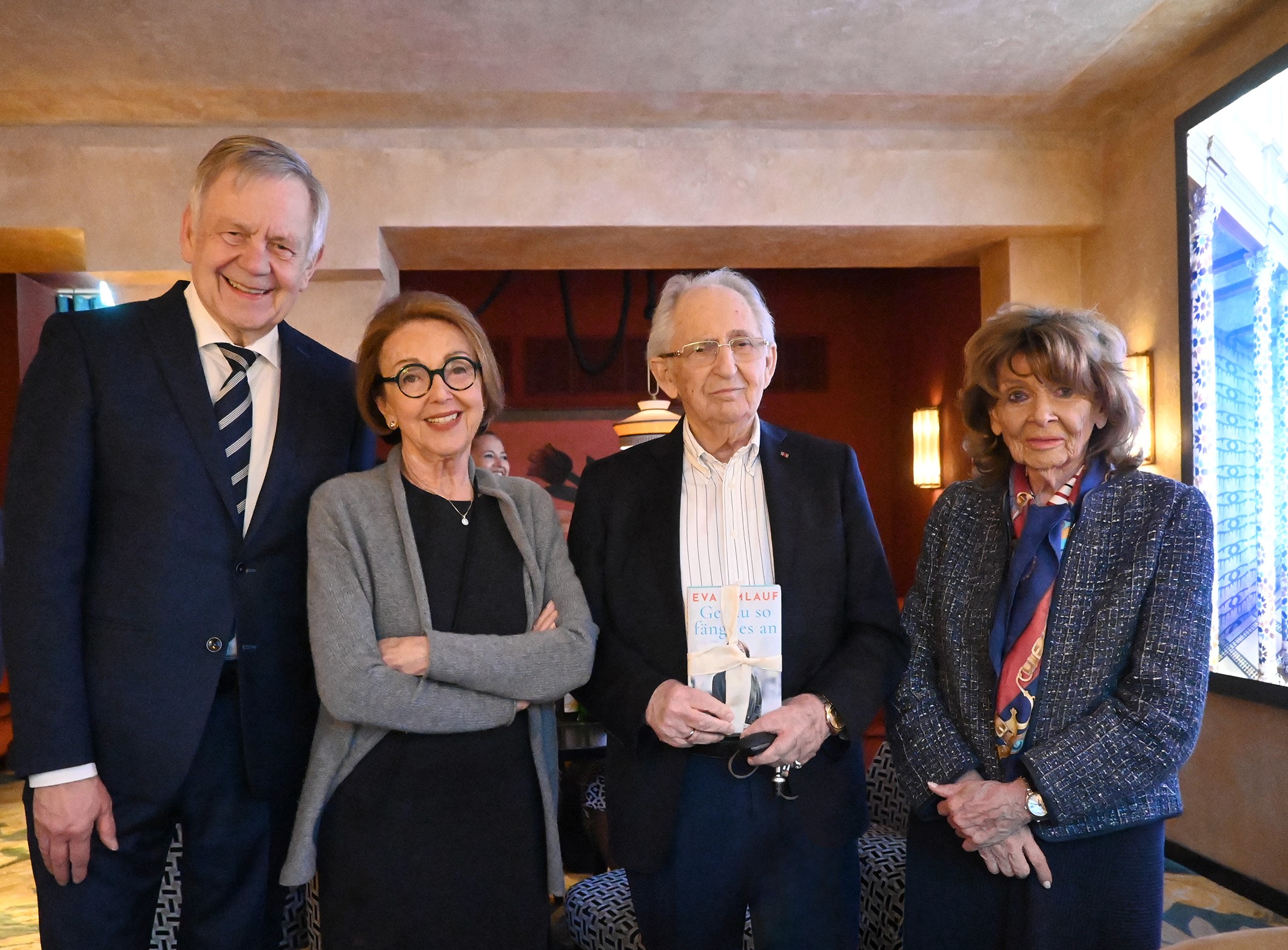 Zum 98. Geburtstag von Holocaust-Überlebendem Abba Naor — Stiftung ...